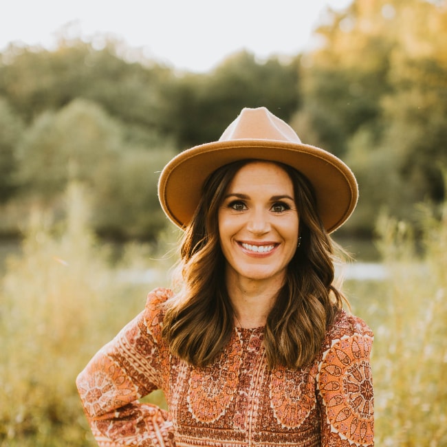 Abby Nagel | House Of Colour